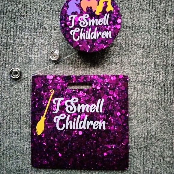 Handmade | Accessories | Sanderson Sisters I Smell Children Retractable ...